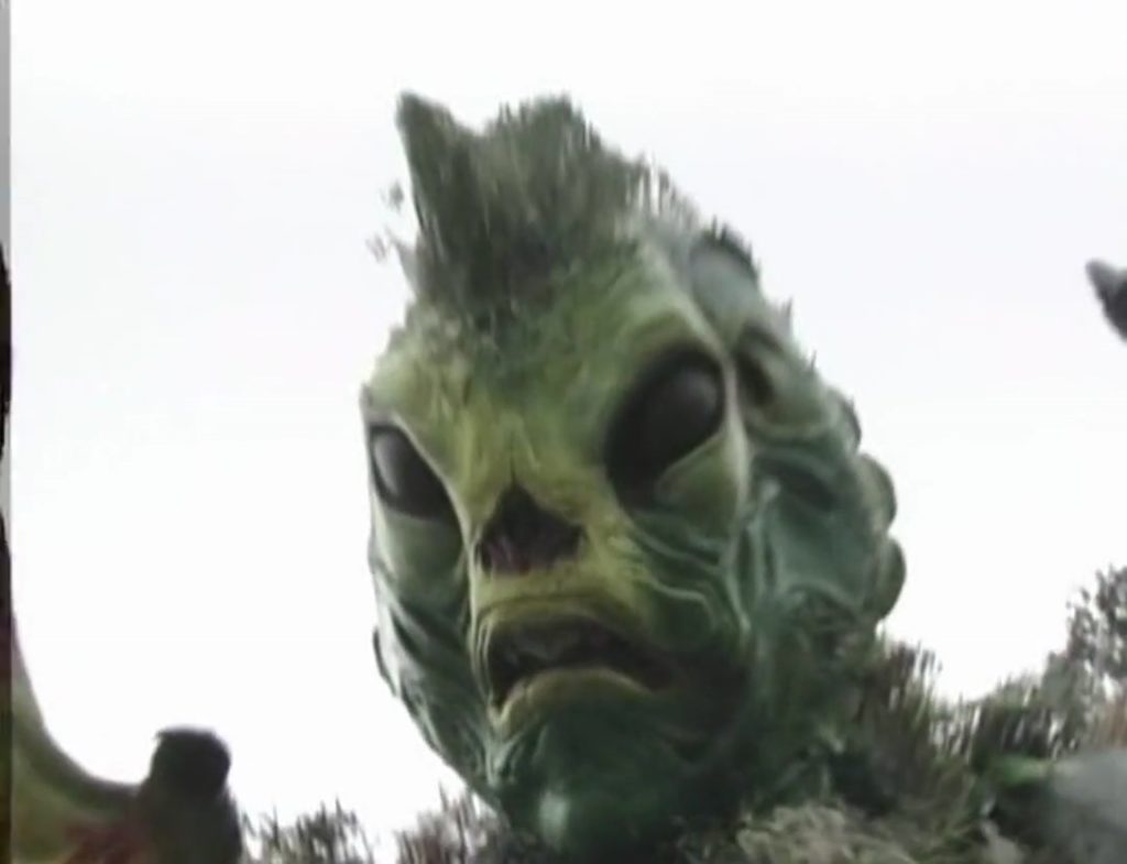 SPLATTER BEACH de John Polonia et Mark Polonia (2007) – Loving movies