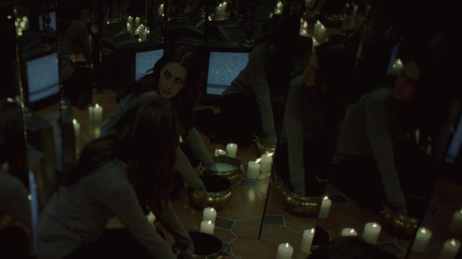 DABBE 5 : CURSE OF THE JINN (Dabbe 5: Zehr-i Cin) de Hasan Karacadag ...