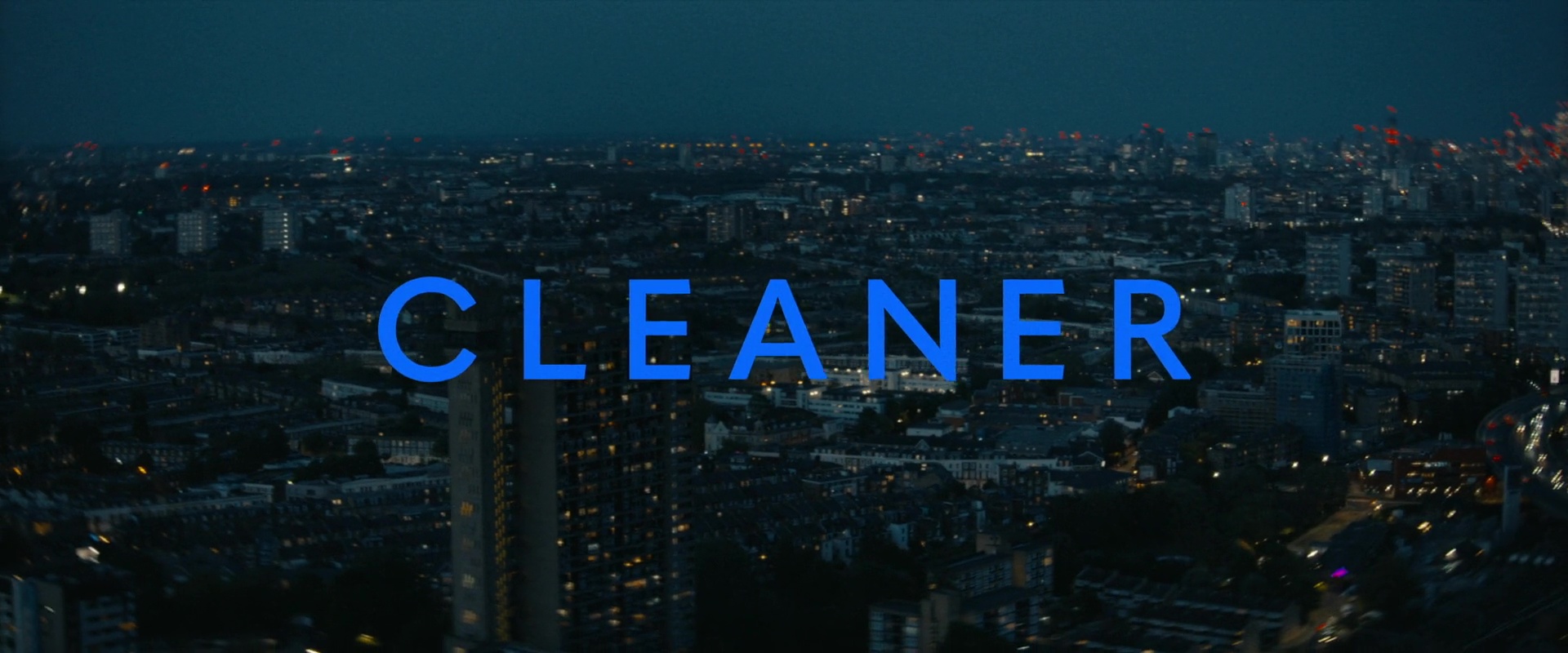 CLEANER de Martin Campbell (2025) – Loving movies