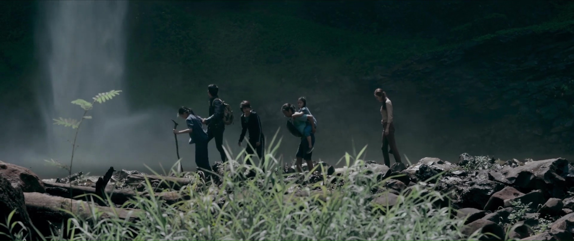 PIRATES DES CARAIBES : LA MALEDICTION DU BLACK PEARL (Pirates of the ...